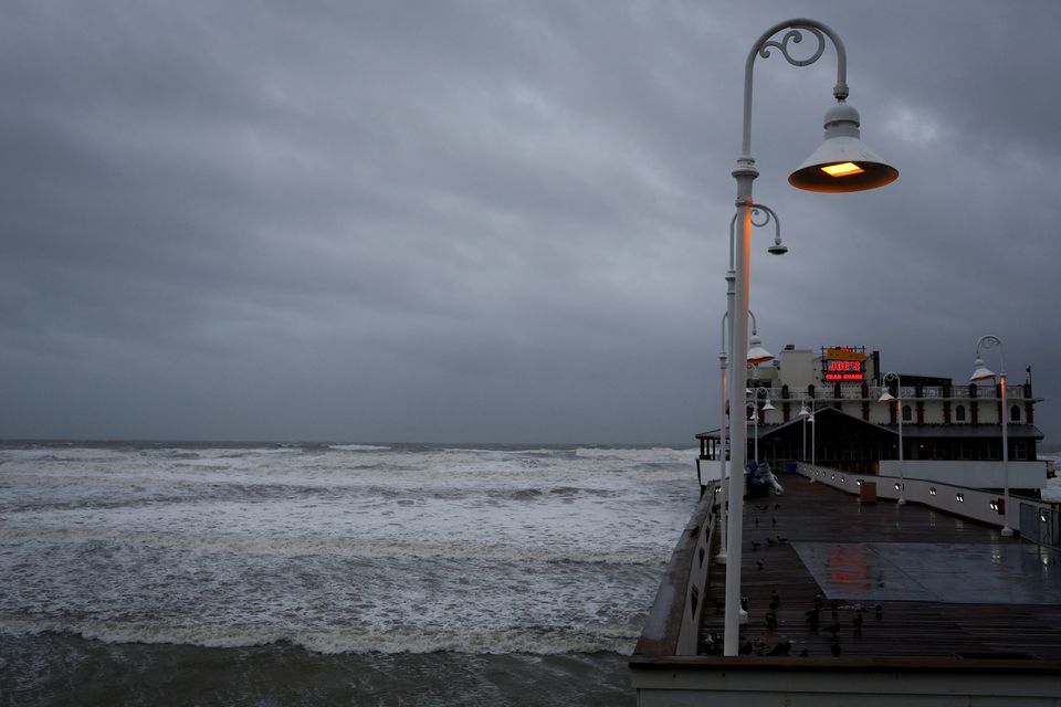 Hurricane Nicole bears down on Florida’s Atlantic coast – The Times Of ...