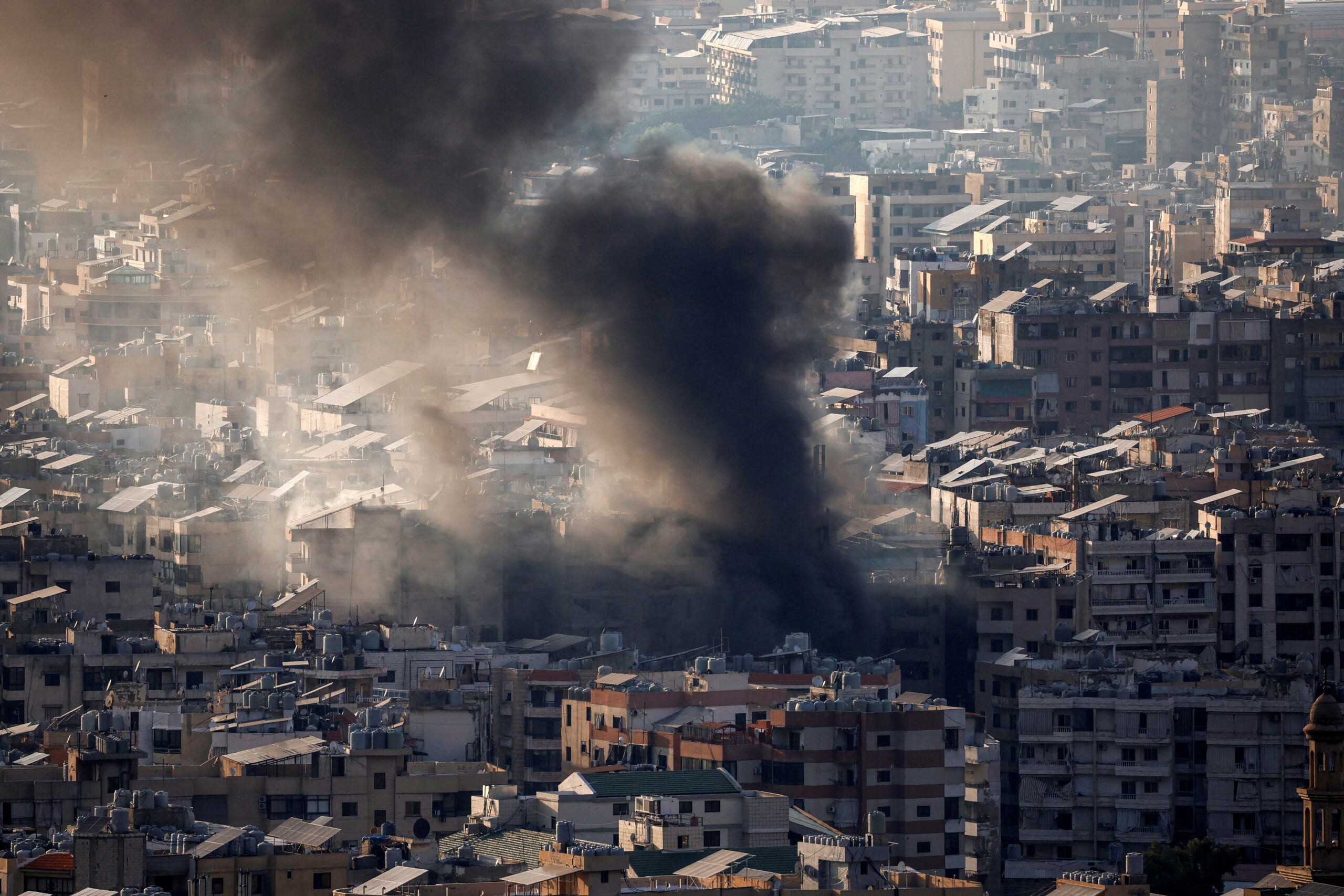 Israeli strike rocks Beirut suburbs – The Times Of Earth