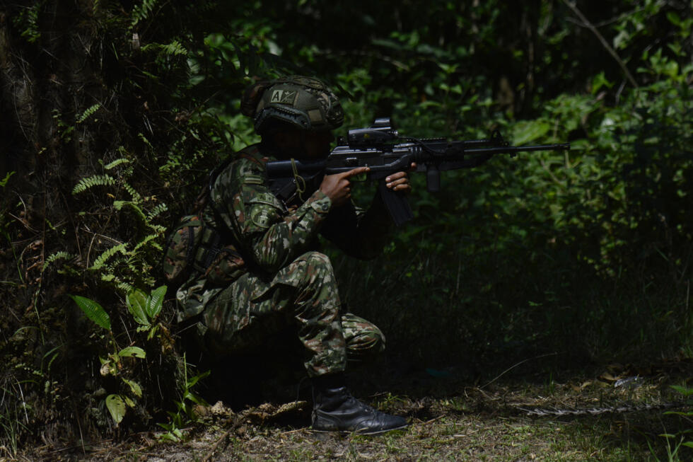 Colombia moves to arrest guerrilla leaders behind wave of violence ...